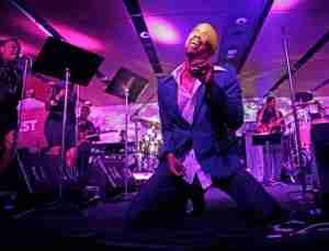 R&B singer Tevin Campbell restarting career | South Florida Times