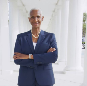 Florida City elects former FHP Lieutenant as its first new mayor in ...